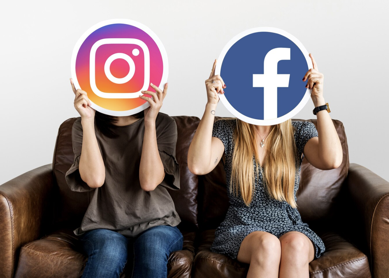 The Differences Between Facebook and Instagram